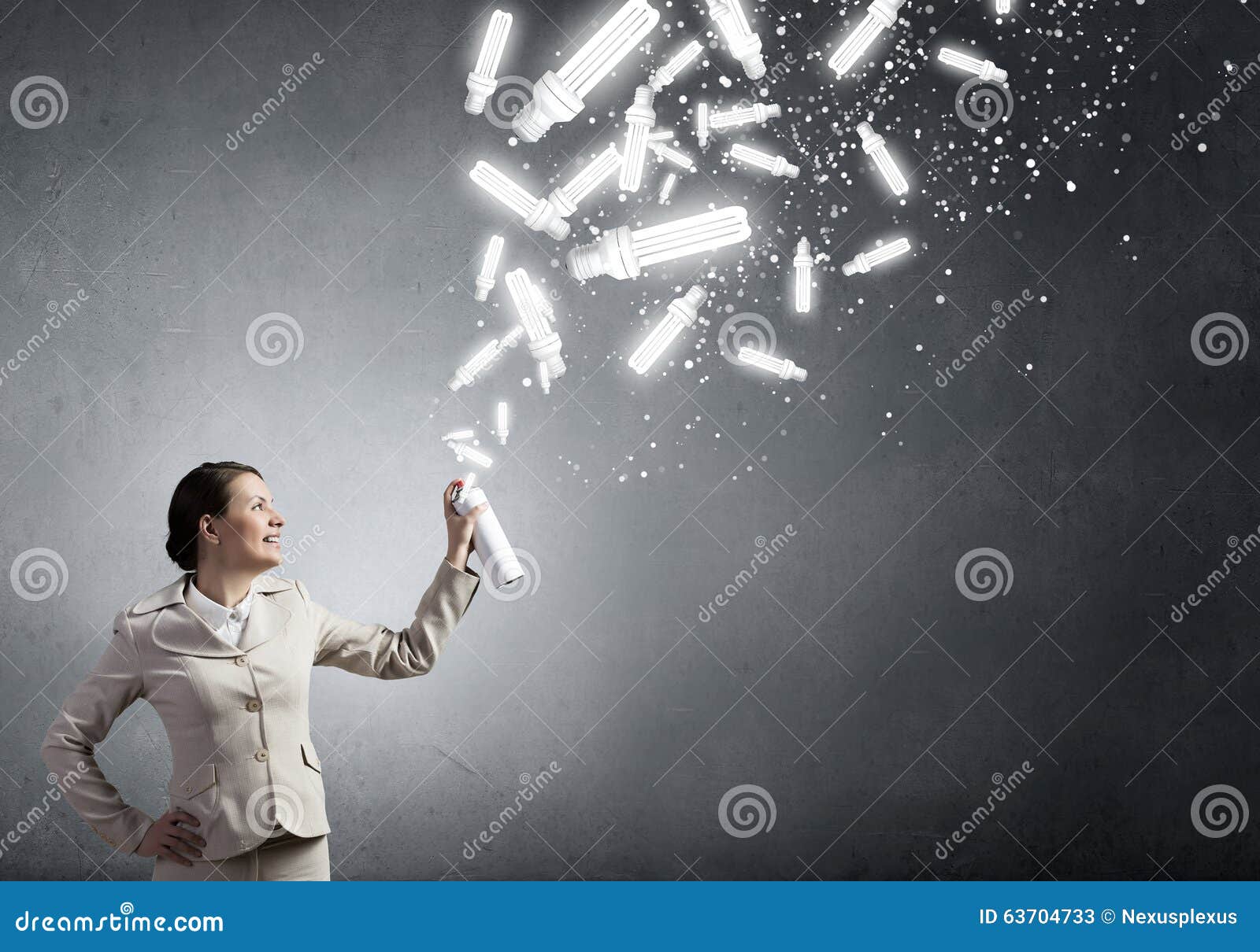 Woman with spray can stock image. Image of light, concrete - 63704733