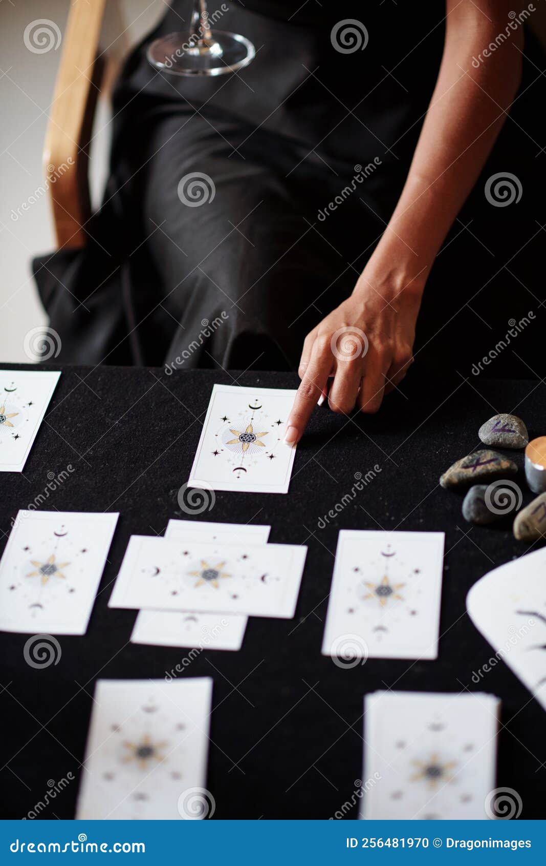 Woman Spreading Tarot Cards Stock Photo - Image of table, luck: 256481970