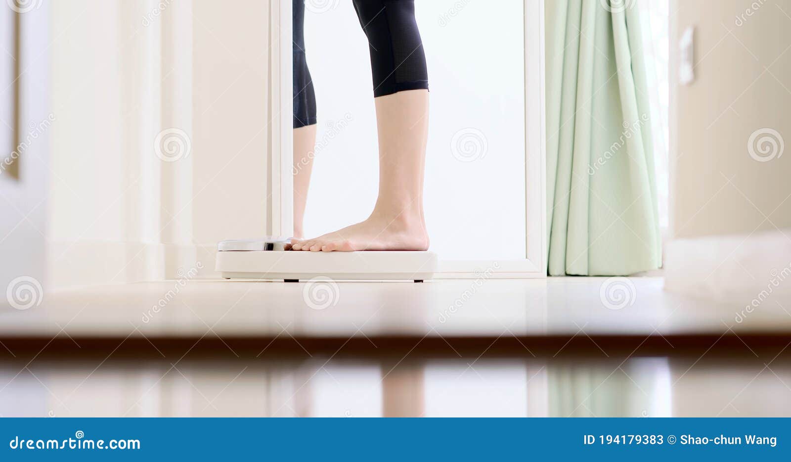 Woman stand on the scale stock image. Image of japanese - 194179383