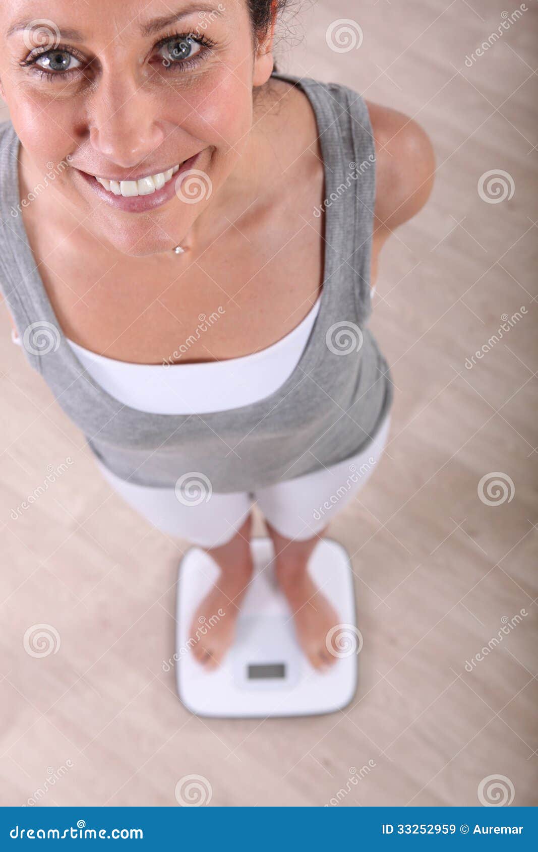 Woman standing on scales stock image. Image of lady, measurement - 33252959