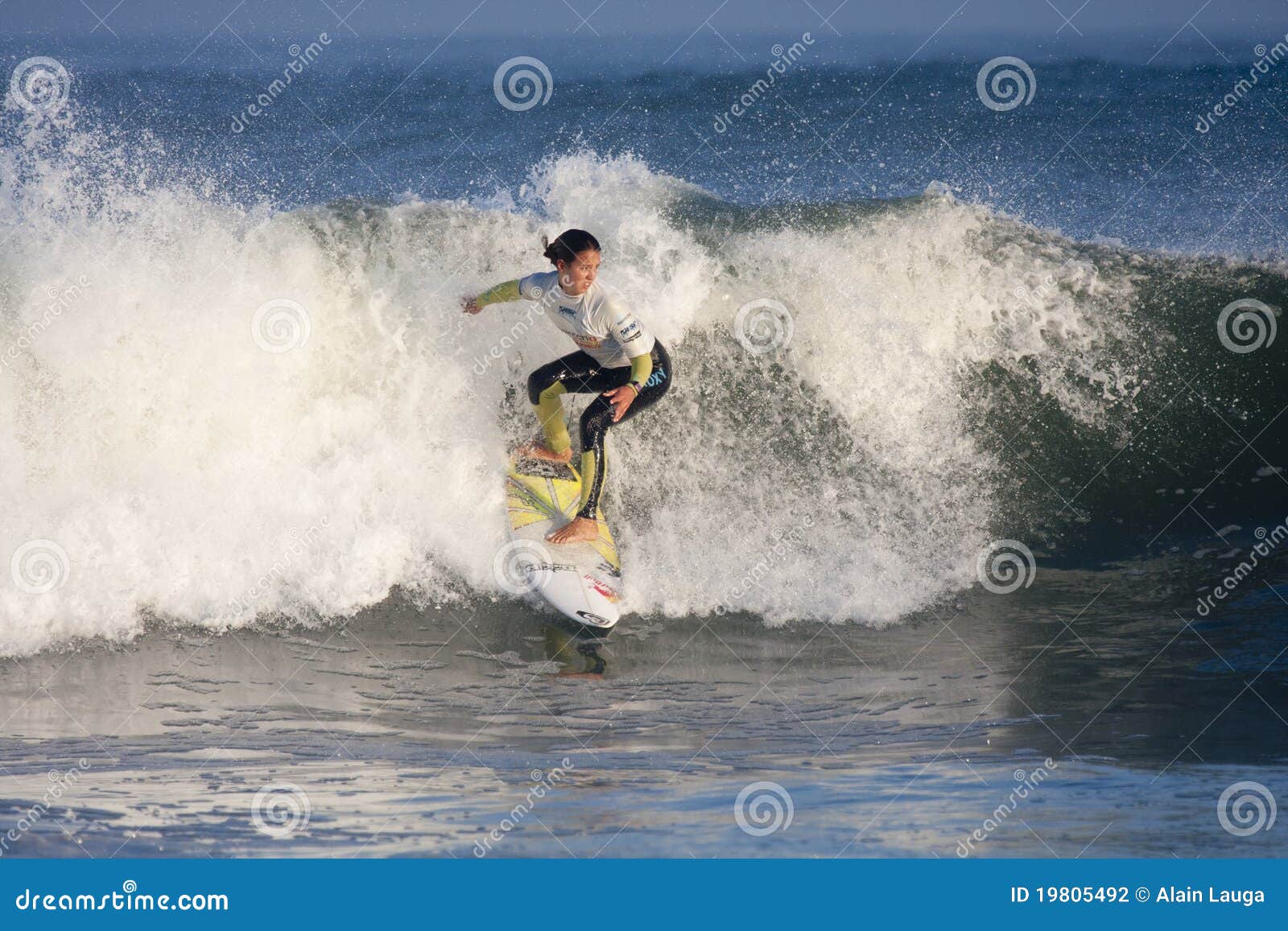 Woman surfer editorial photography. Image of extreme - 19805492