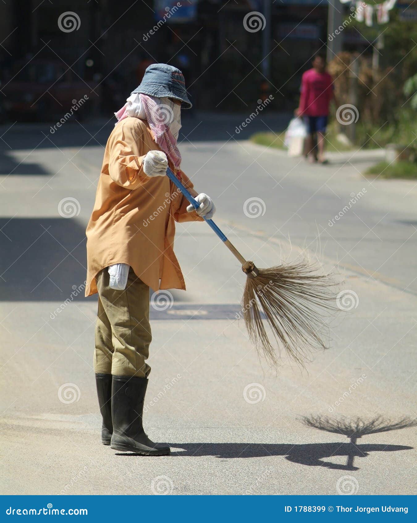 Woman sweeping the street stock image. Image of chonburi - 1788399