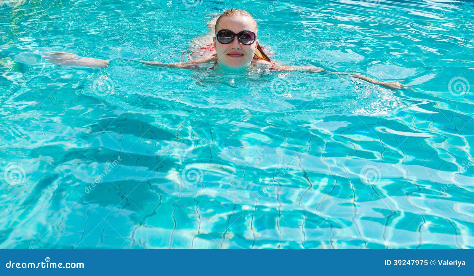 Woman in the swimming pool stock image. Image of clear - 39247975