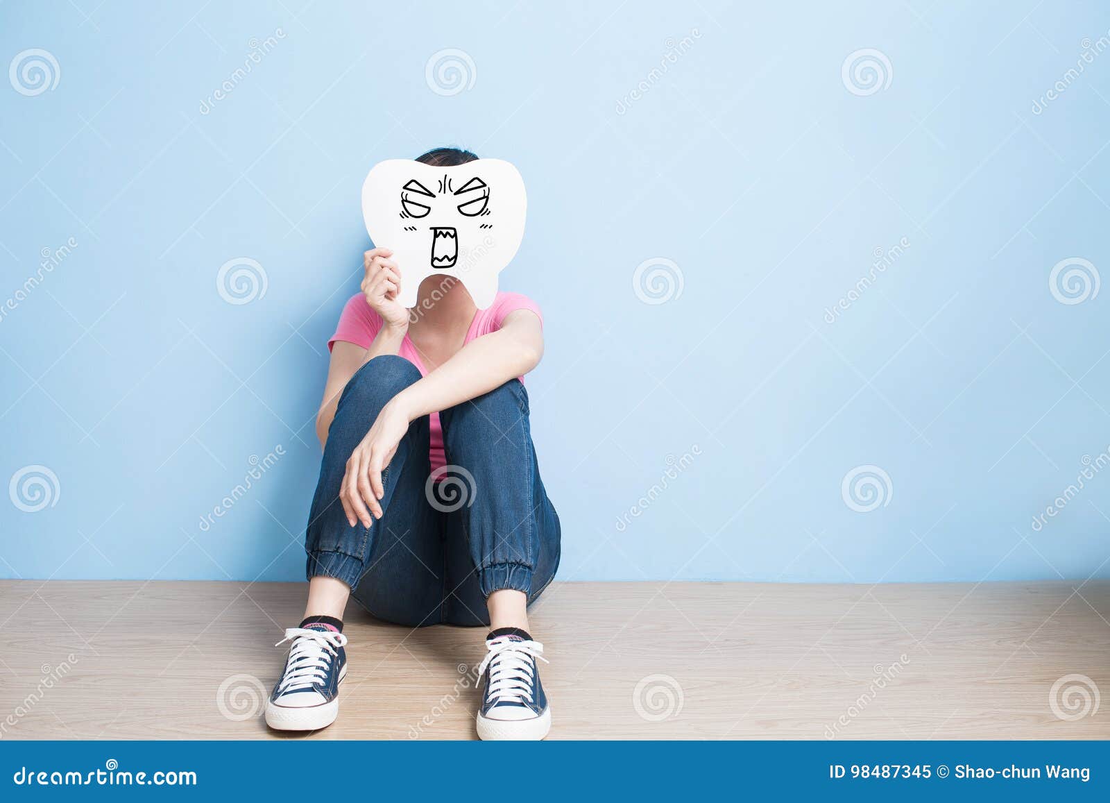 Woman Take Cry Tooth Stock Photography | CartoonDealer.com #98486846