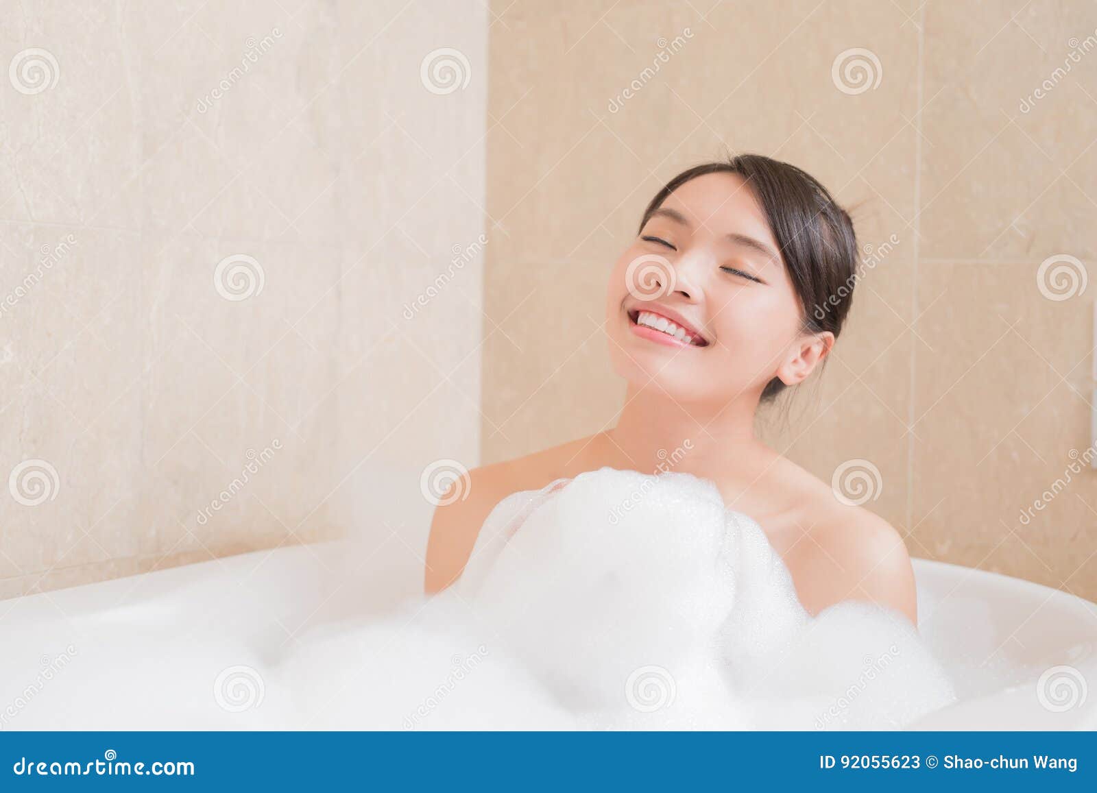 Woman take the bath stock image. Image of asian, bathtub - 92055623