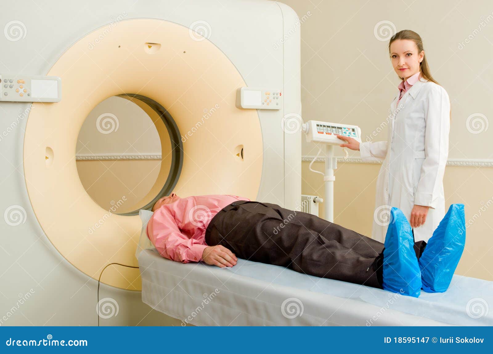 Woman Technologist Testing Patient Stock Image - Image of prognosis ...