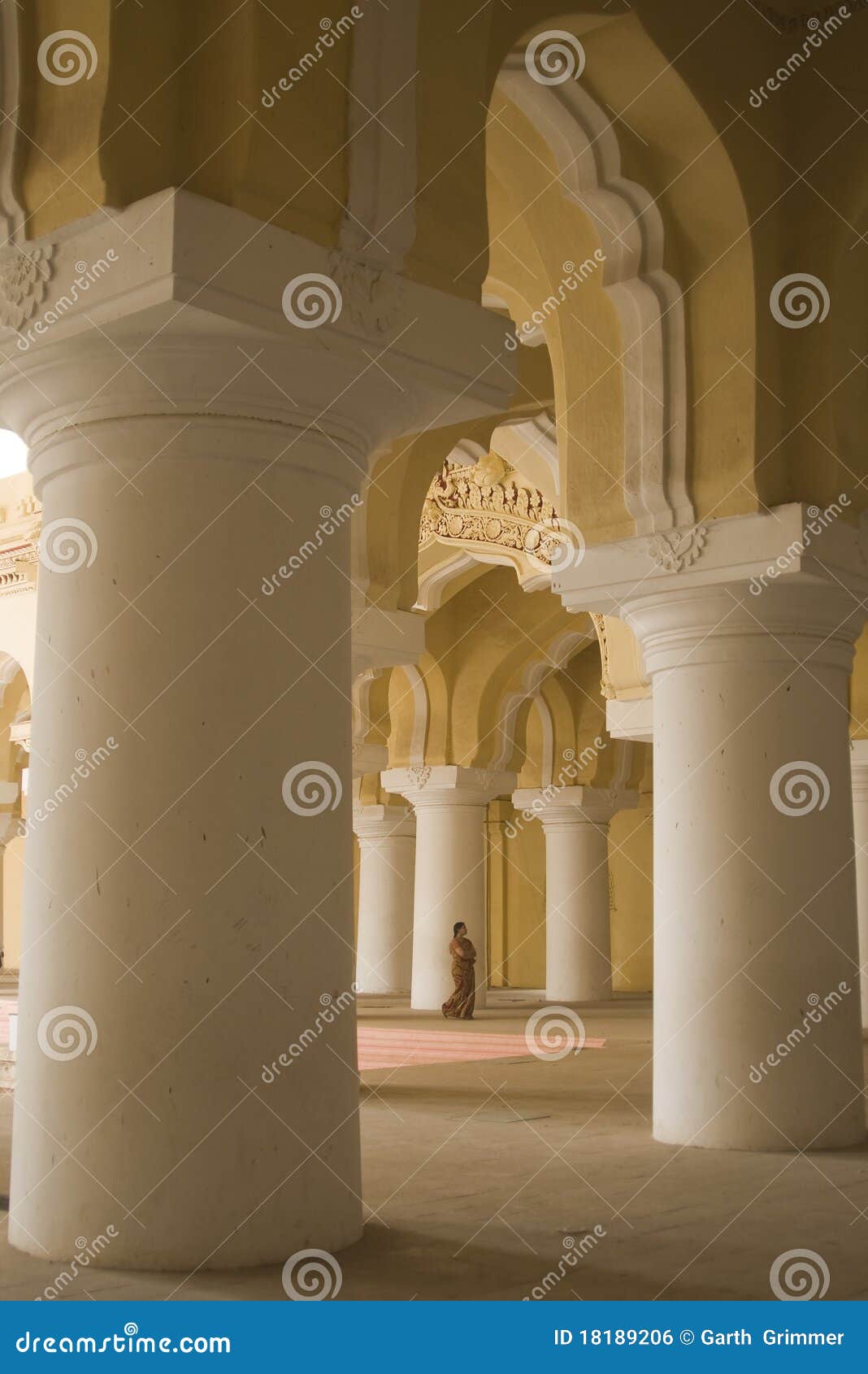 Woman in temple editorial photo. Image of pillars, quiet - 18189206