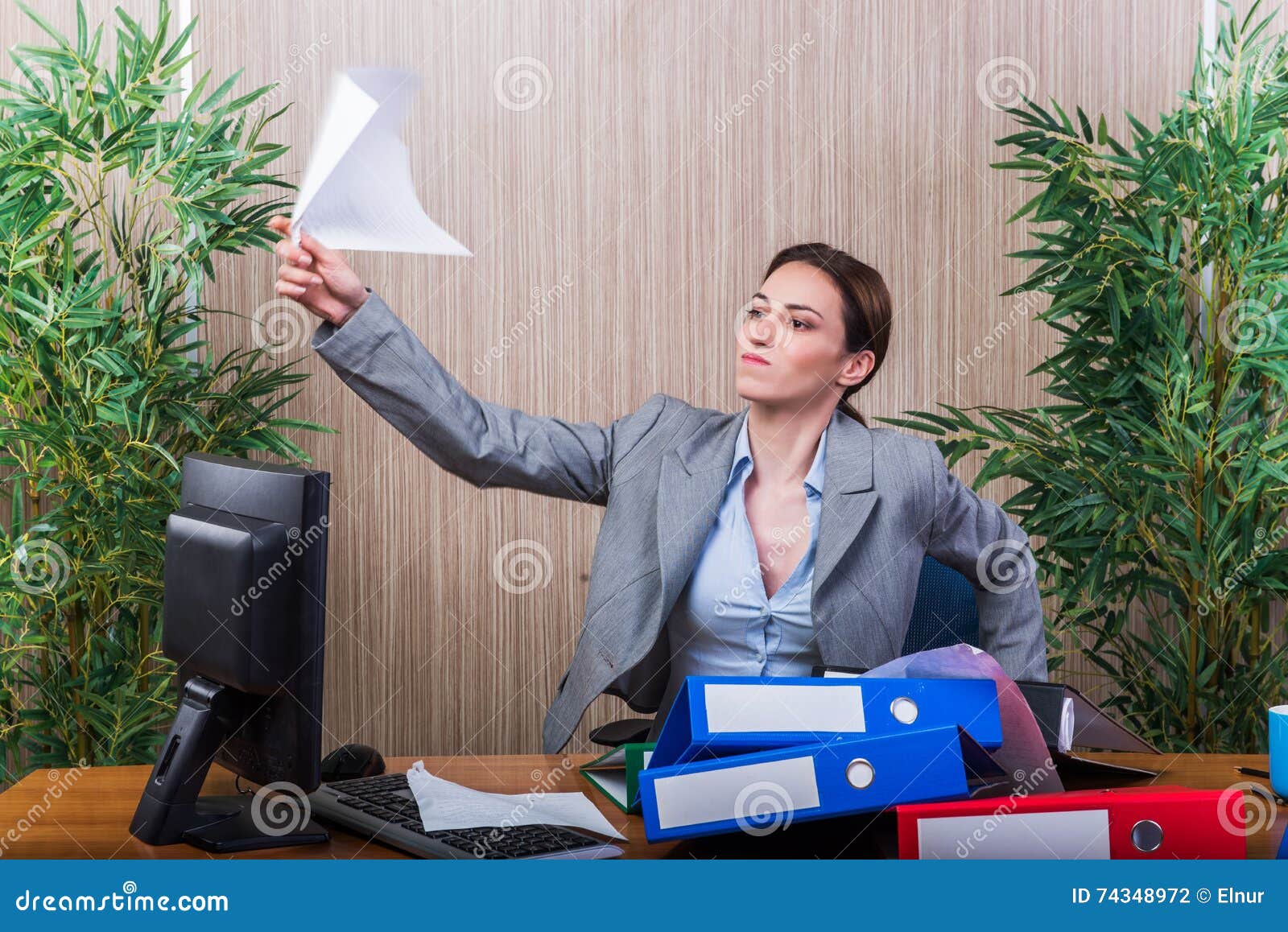 The Woman Throwing Papers In The Office Under Stress Stock Photography ...