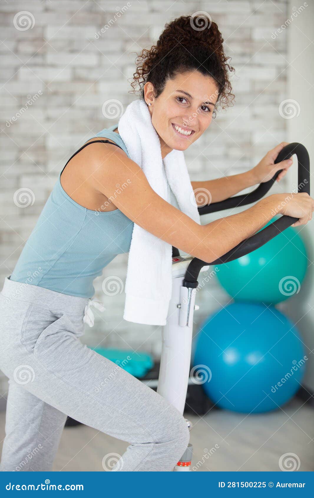 Woman Training on Step Machine Stock Image - Image of leisure, athletic ...