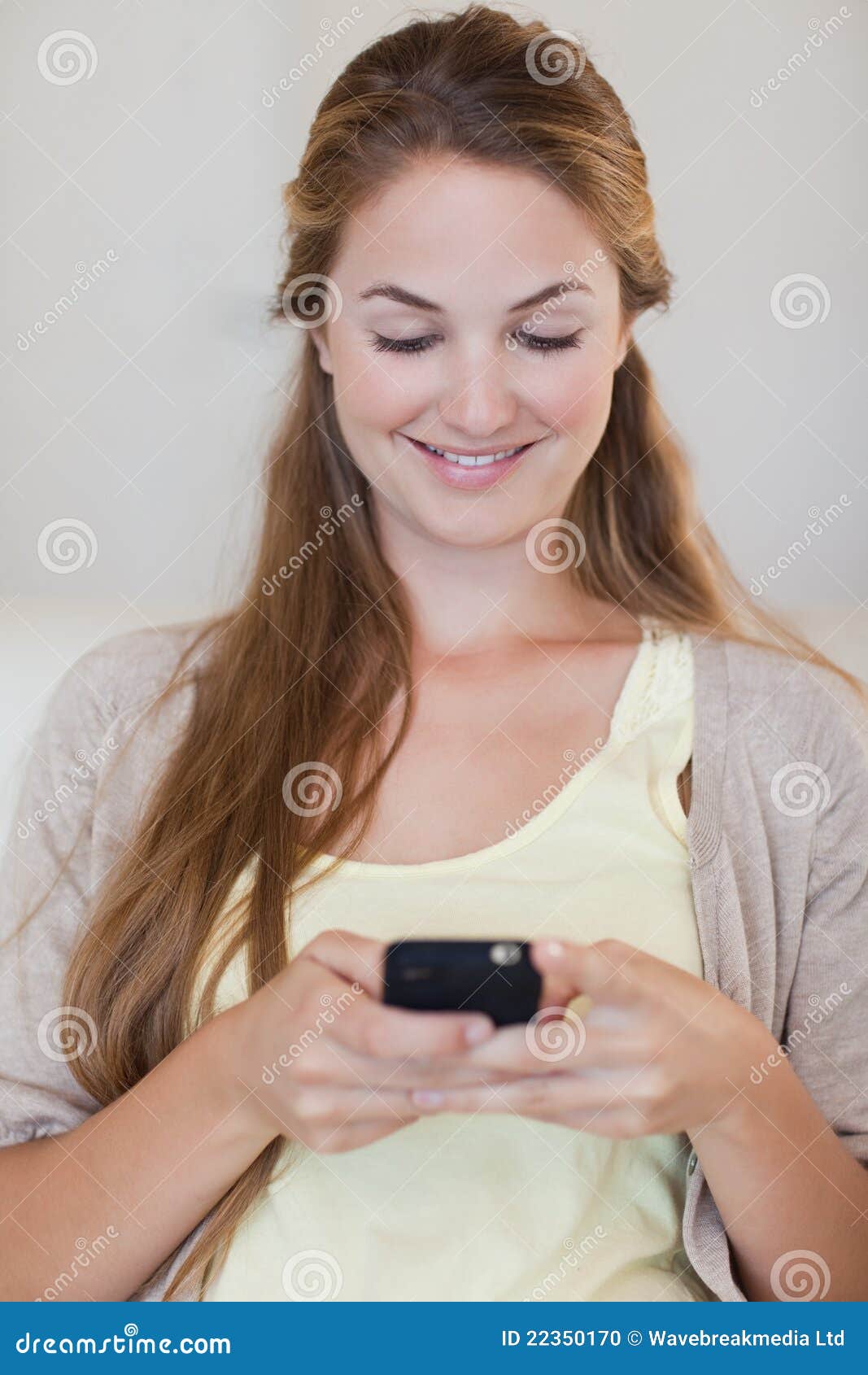 Woman Typing a Text Message Stock Photo - Image of smile, enjoy: 22350170