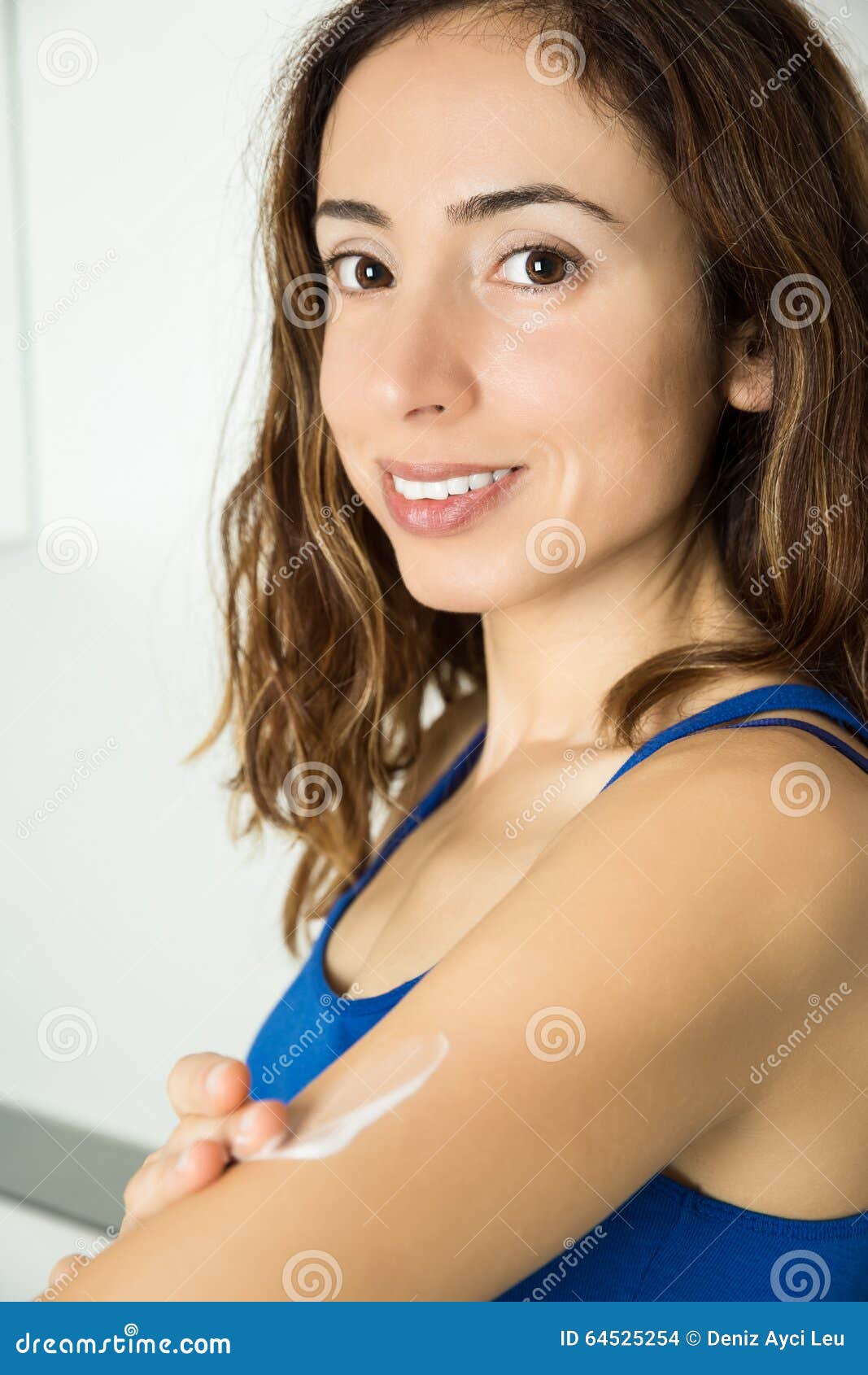 Woman Using Body Lotion on Her Arm Stock Photo - Image of woman, health ...