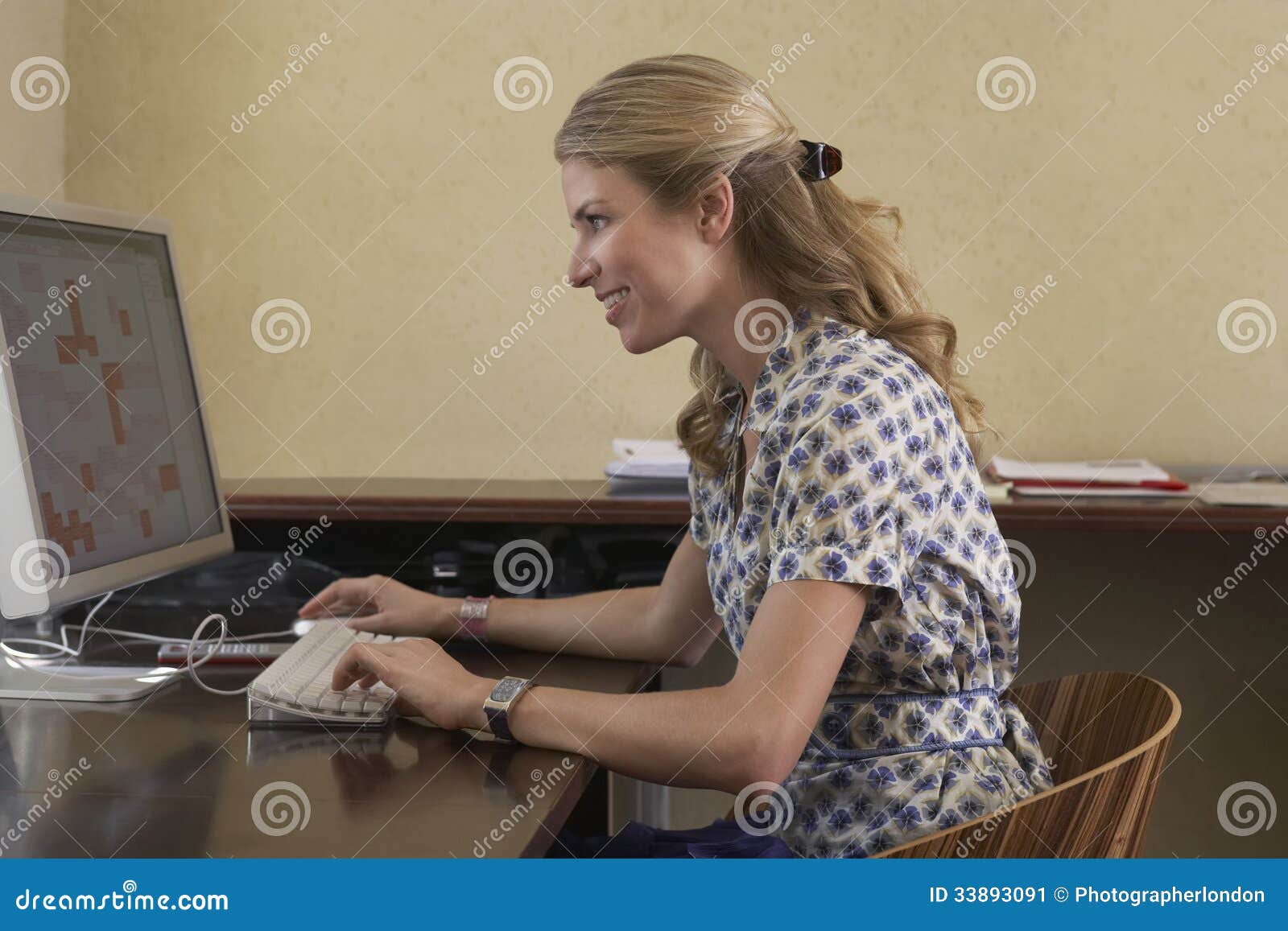 Woman Using Computer in Office Stock Image - Image of executive, side ...
