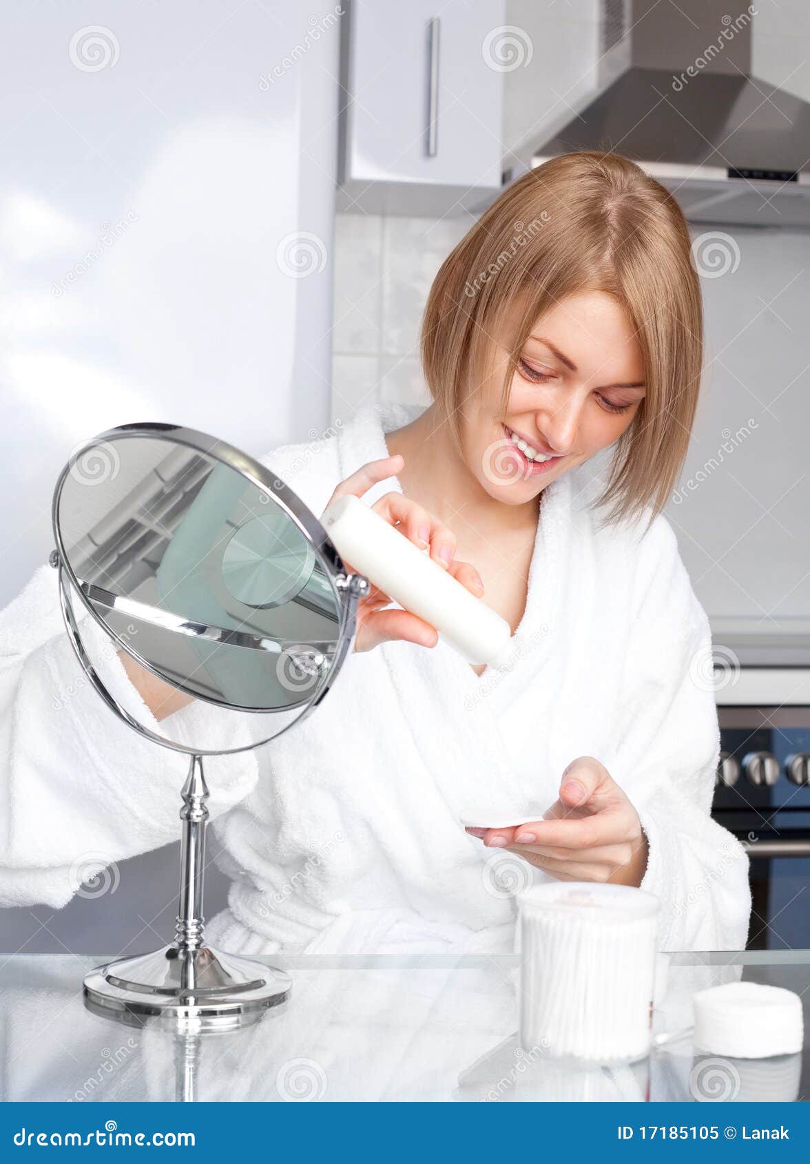 Woman using cosmetics stock image. Image of cream, clean - 17185105