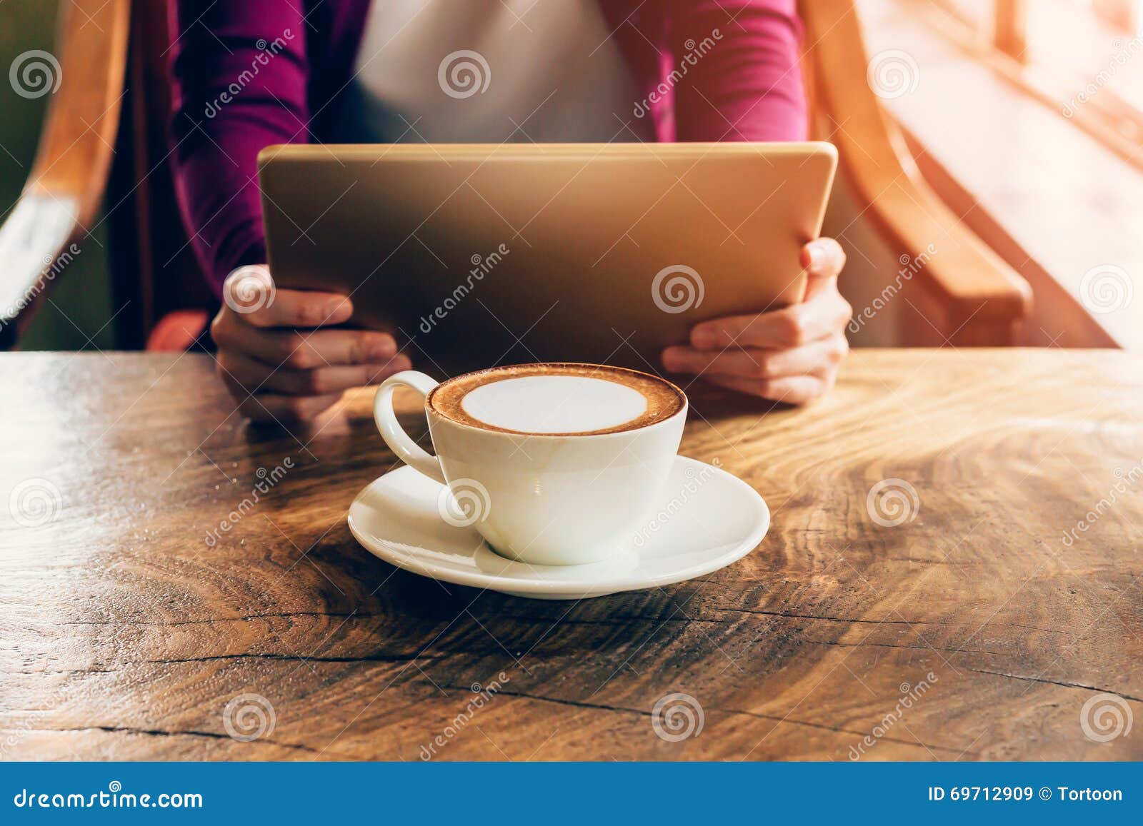 Woman Using Tablet Computer in Coffee Shop Stock Image - Image of ...