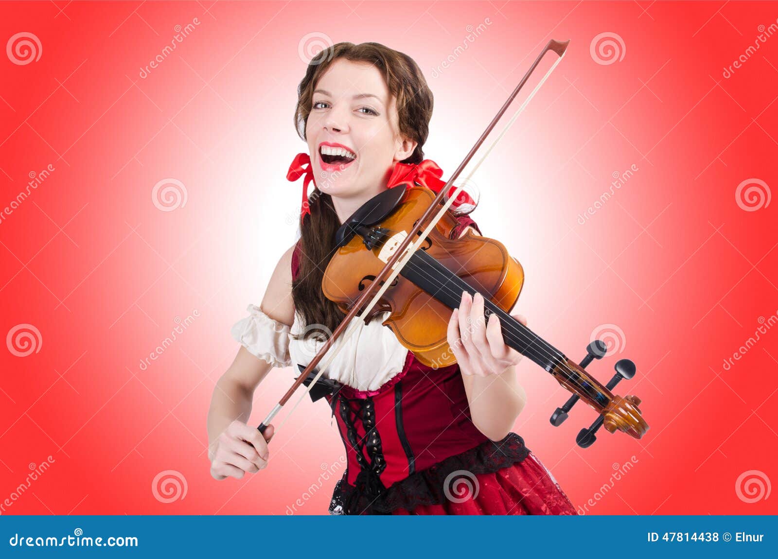 Woman with violin stock photo. Image of musician, orchestra - 47814438