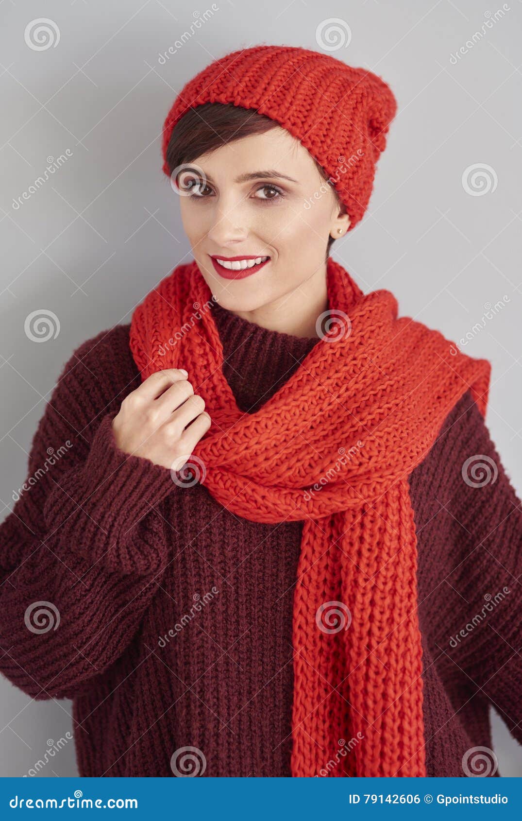 Woman Wearing Winter Clothes Stock Photo - Image of view, dark: 79142606