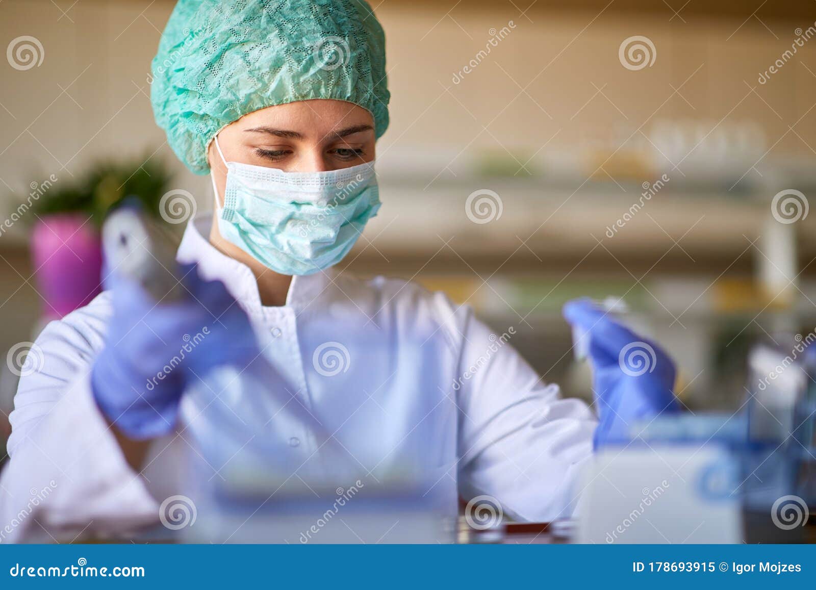 Woman at Work in Biochemistry Lab Stock Image - Image of medical ...