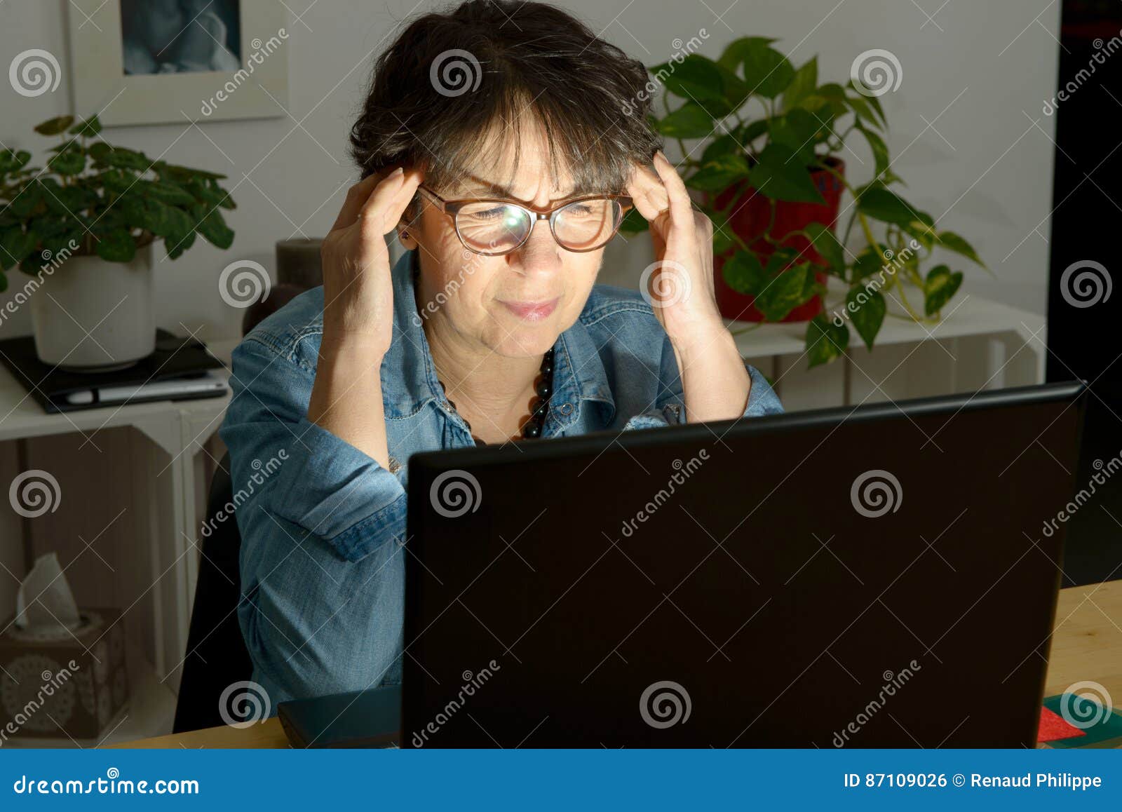 Woman at Work with Computer Suffering Painful Headache Stock Photo ...
