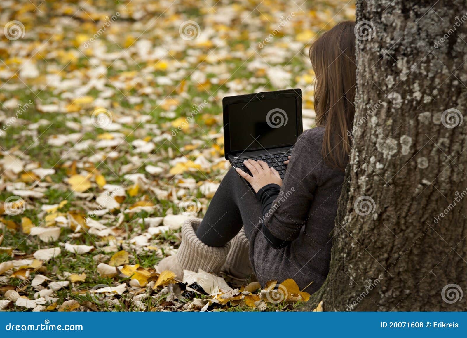 Woman working outdoor stock photo. Image of autumn, garden - 20071608