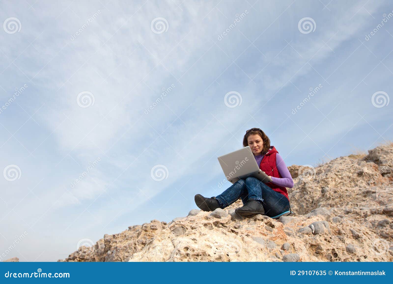 Woman working outdoor stock image. Image of people, business - 29107635