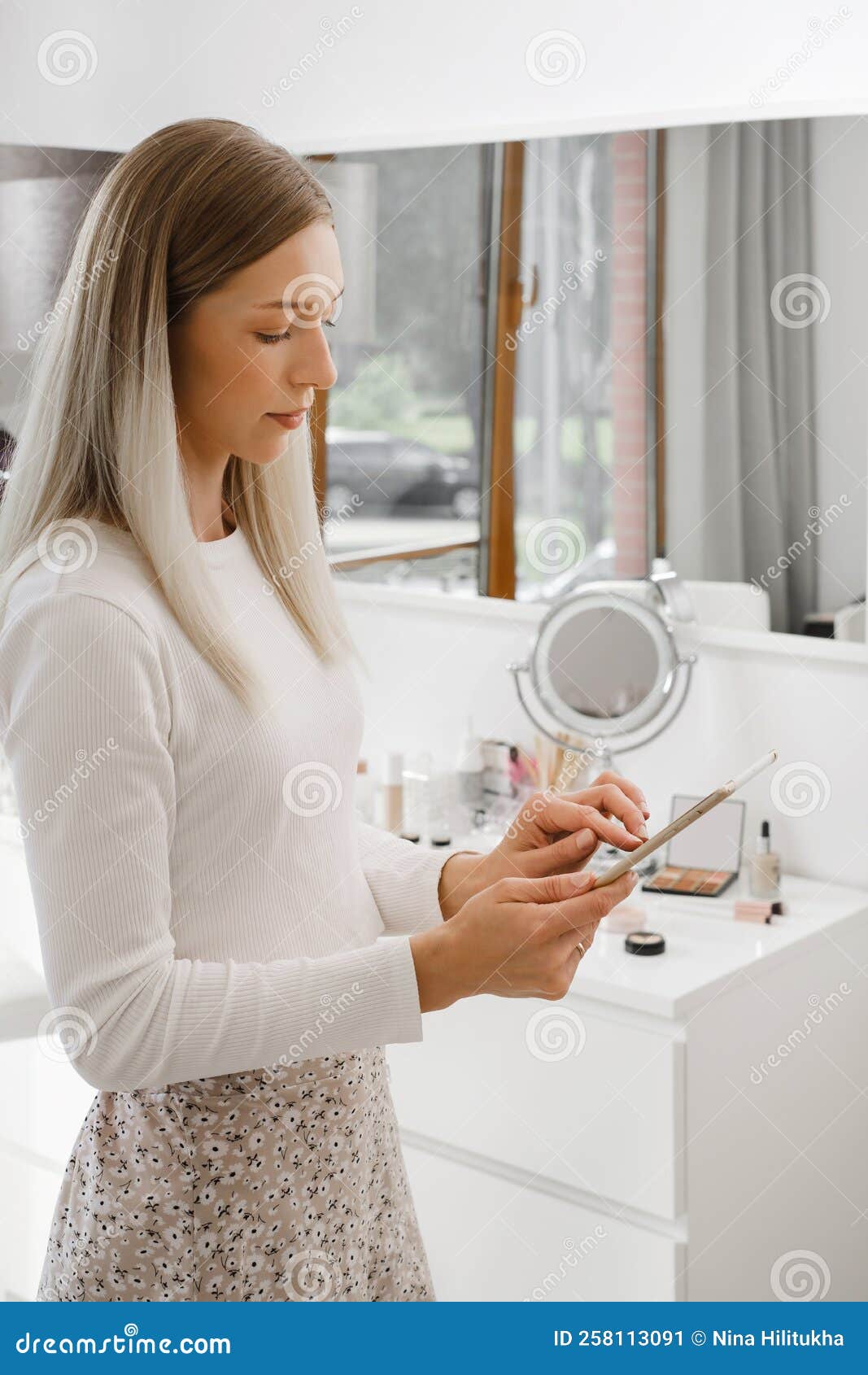 Woman Administrator on Reception Communicating with Client on-line ...