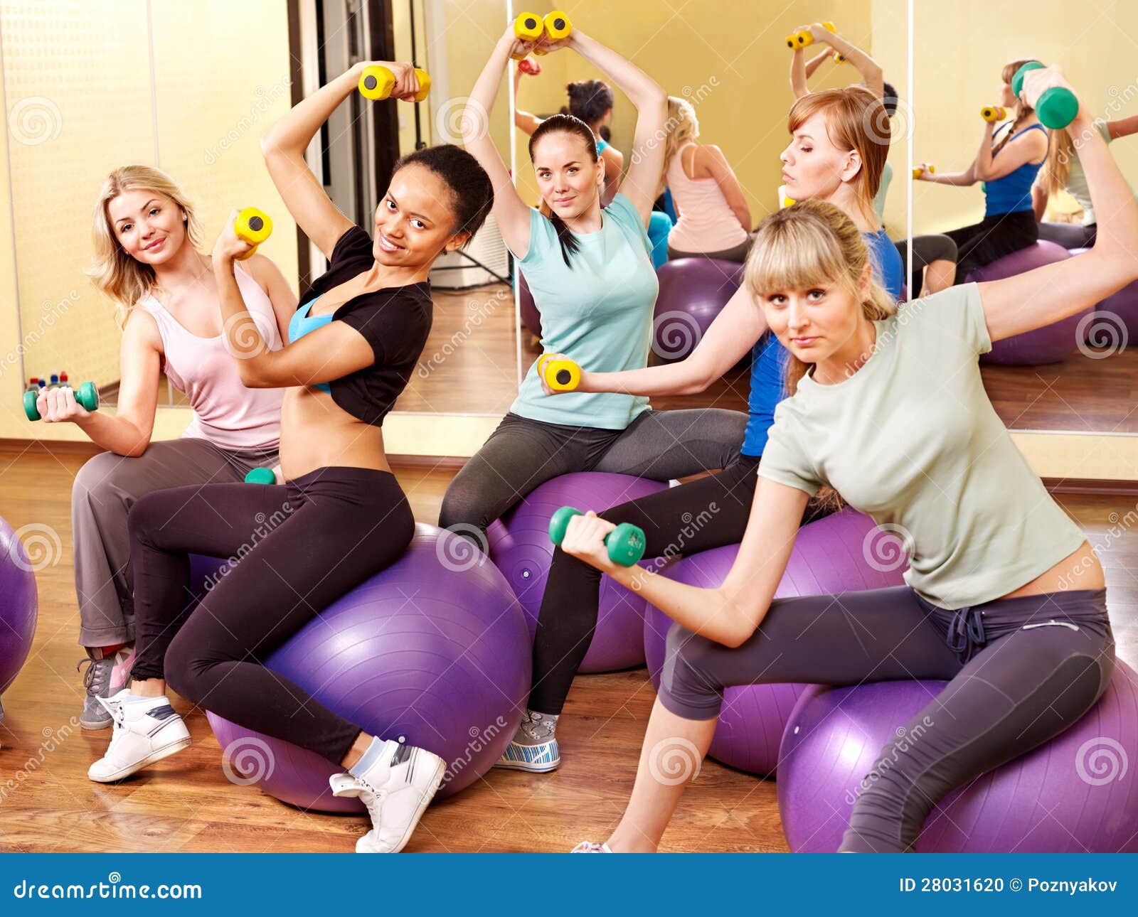 Women In Aerobics Class. Stock Photo - Image: 28031620