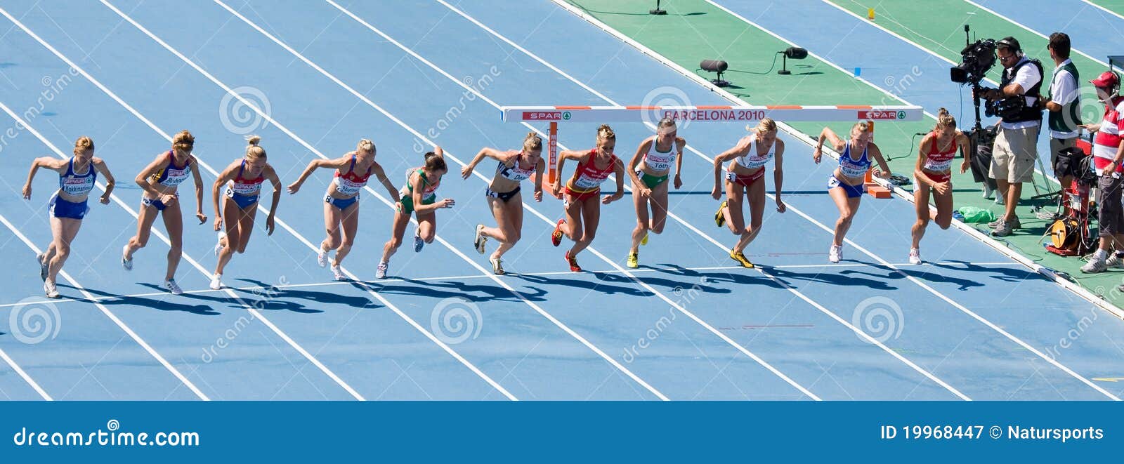 Women athletes in action editorial photography. Image of athletes ...