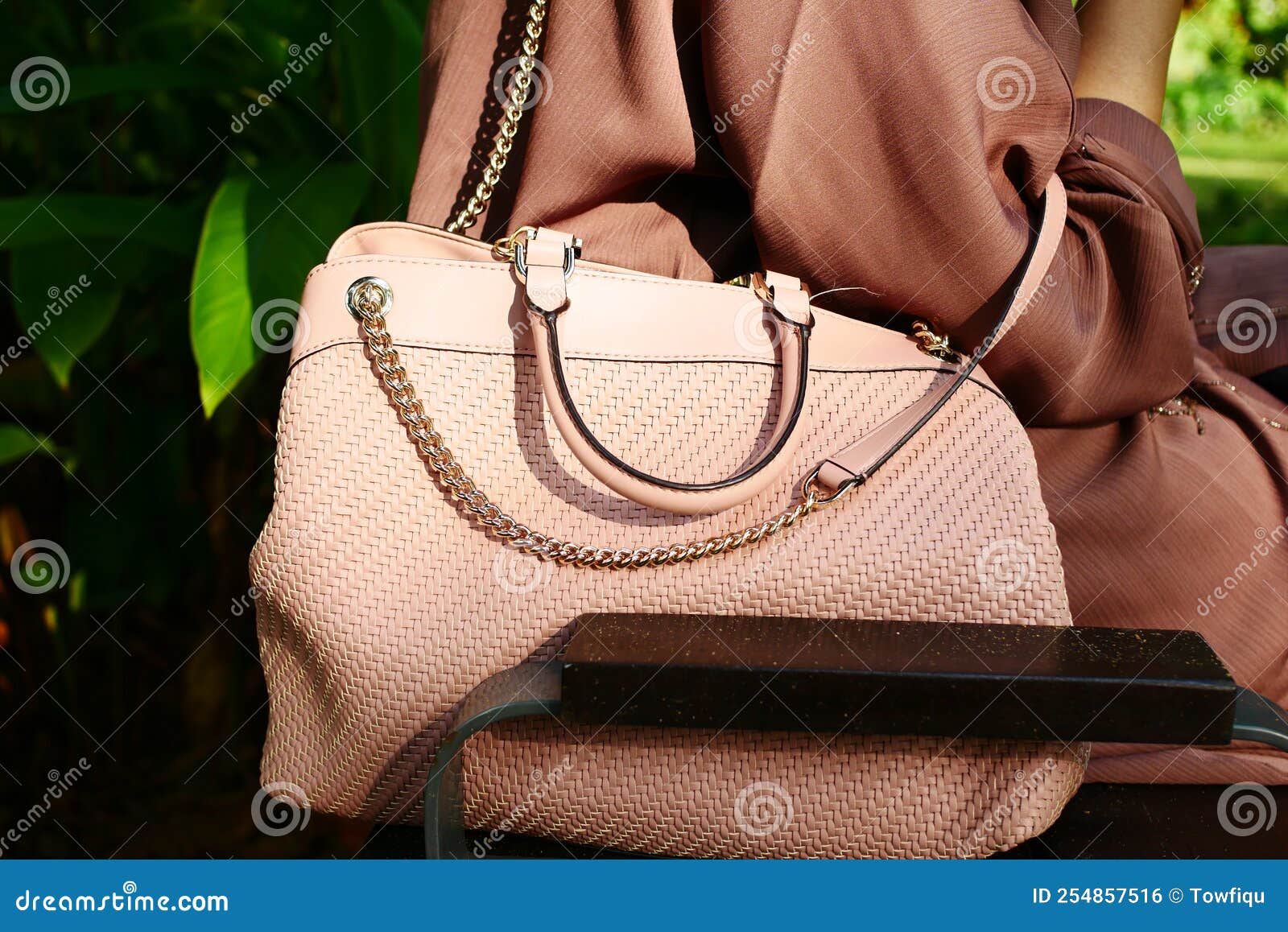 Women Carrying a Pink Purse Stock Photo - Image of beauty, accessory ...