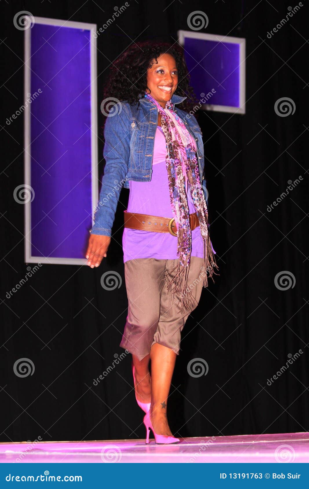 Women on the catwalk editorial stock photo. Image of brunette - 13191763