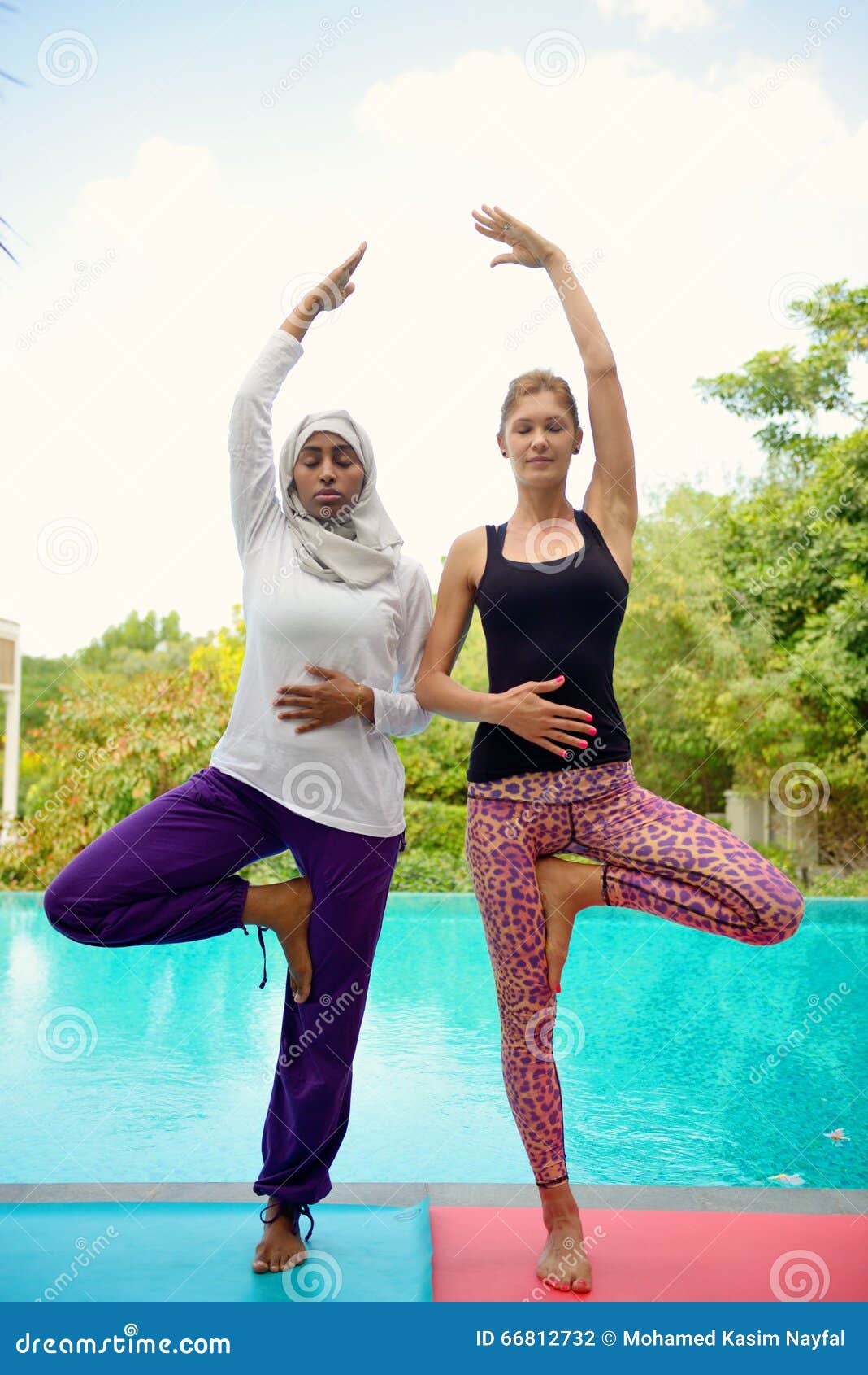 Women On Poolside. Side View Of Attractive Young Women In Bikini Stock ...
