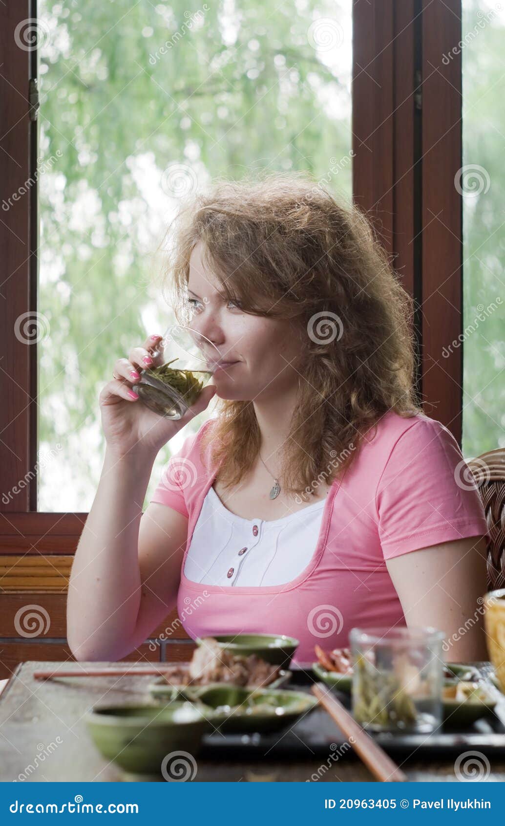 Women Is Drinking The Green Tea Stock Image - Image of healthy, table ...