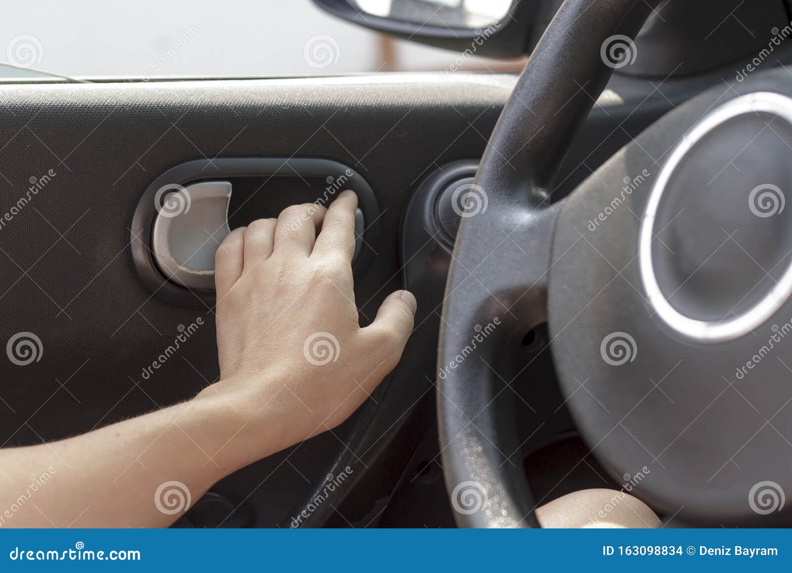 Women Driver Opens Car Door Stock Photo - Image of city, drive: 163098834