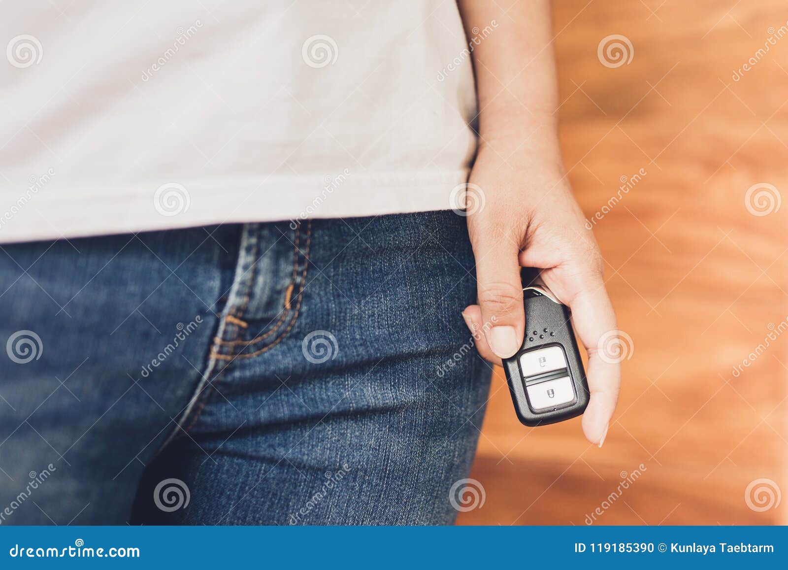 Women Hand Holding Car Remote Control Key Stock Photo - Image of ... Women Hand Holding Car Remote Control Key Stock Photo - Image of ...