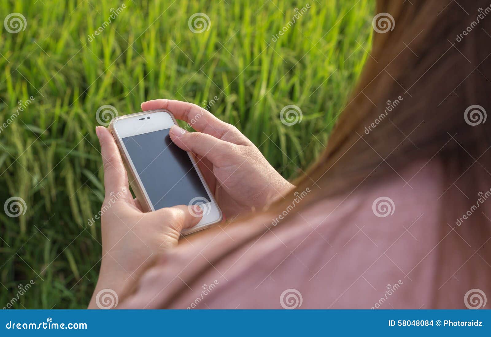 Women Hand Using Smart Phone Stock Photo - Image of computer, cordless ...
