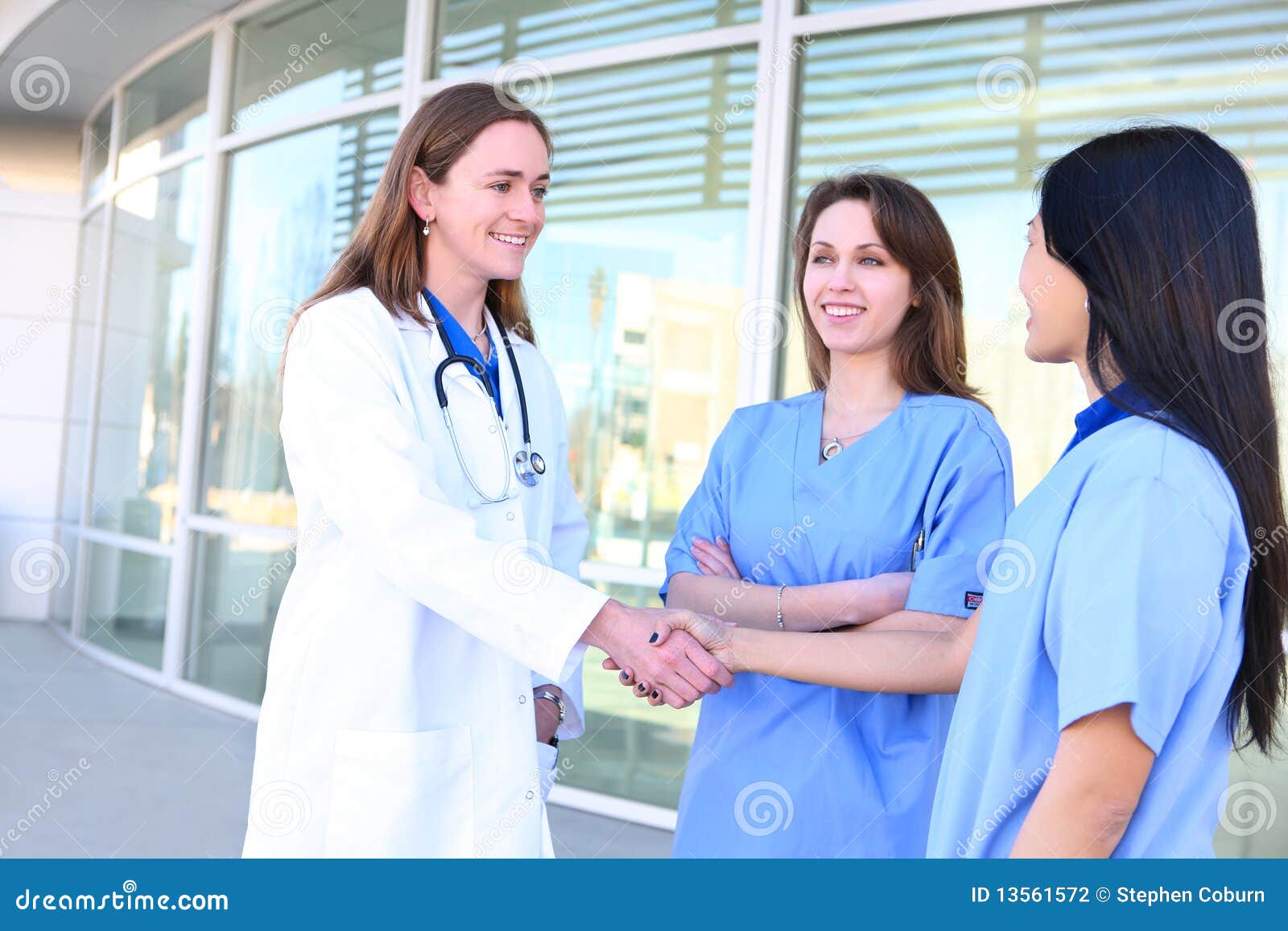 Women Medical Team Partnership Stock Photo - Image of healthcare, nurse ...