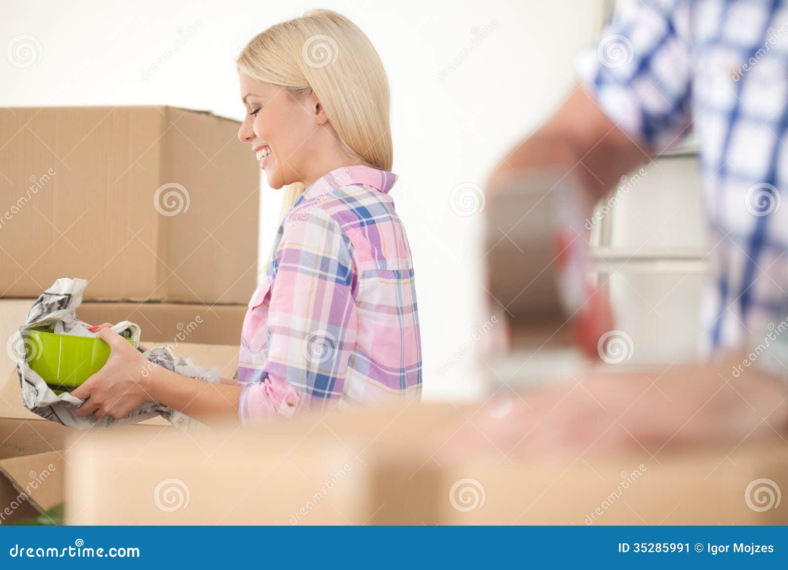 Women packing stock image. Image of home, people, apartment - 35285991