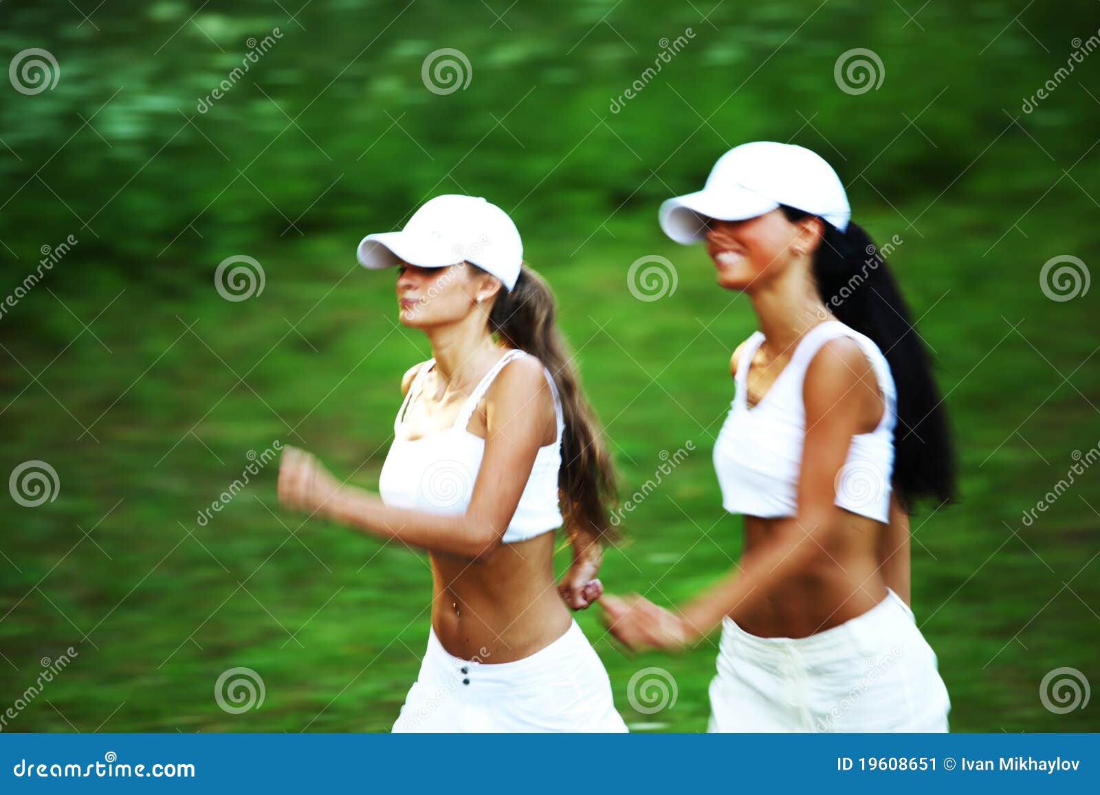 Women run stock image. Image of park, head, attractive - 19608651