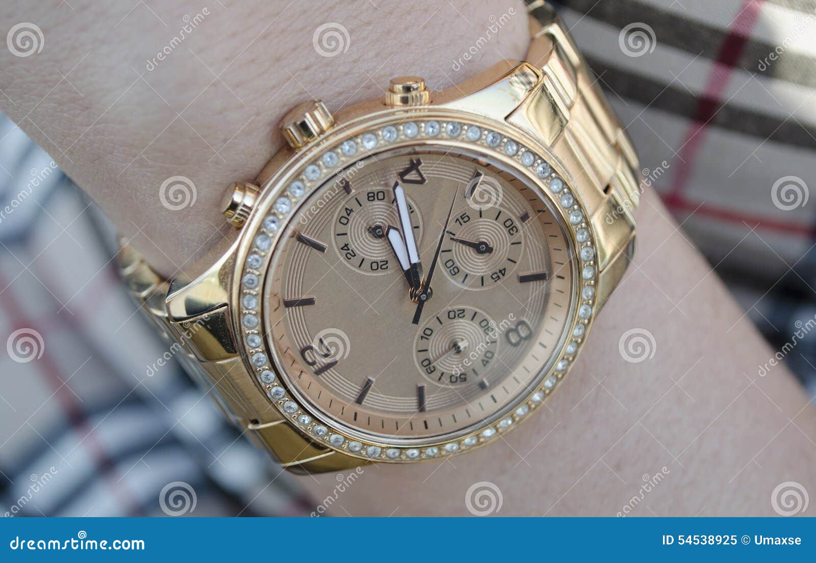 Women S Gold Watch on the Hand Stock Image - Image of fashion, jewelry ...