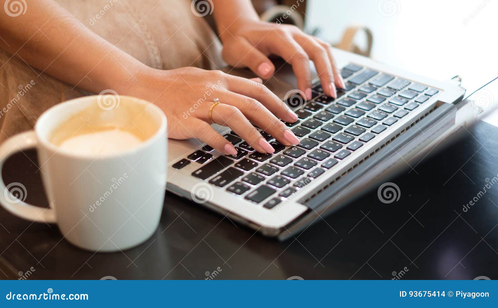 Women`s Hands Typing on Computer Stock Photo - Image of internet ...