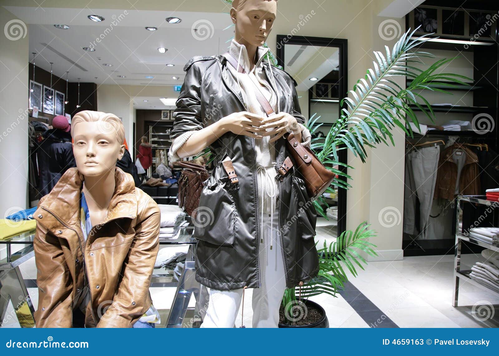Women`s mannequin in store stock image. Image of indoors - 4659163