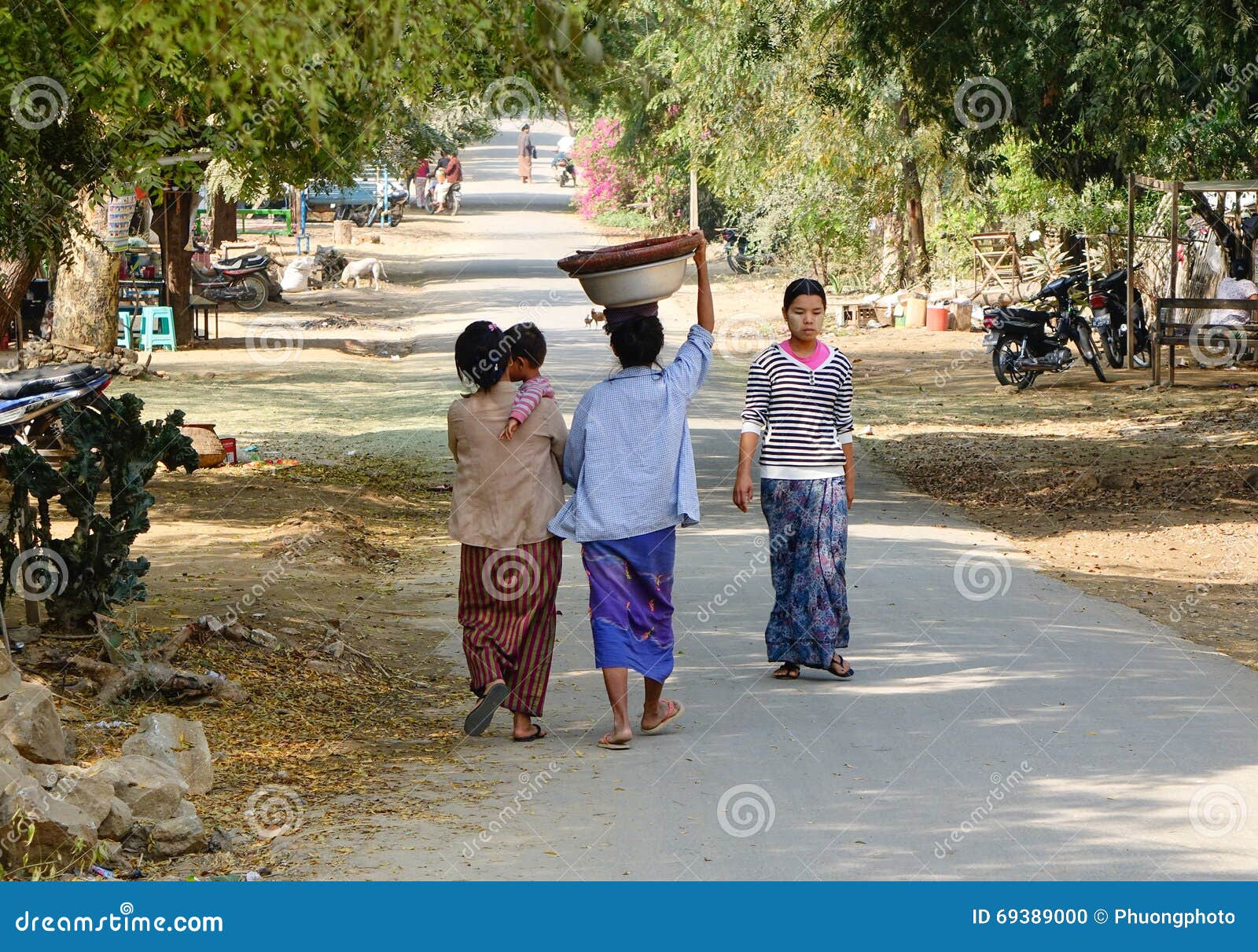 Women on Street in Bagan, Myanmar Editorial Image - Image of buddhist ...