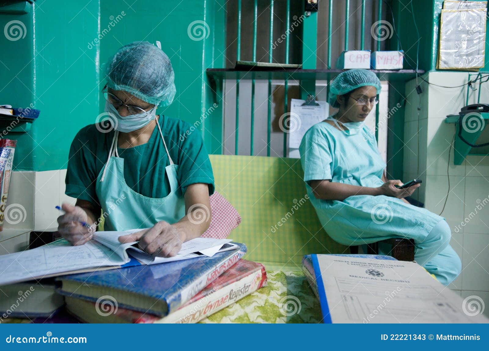 Women Surgeons in India editorial stock photo. Image of doctor - 22221343