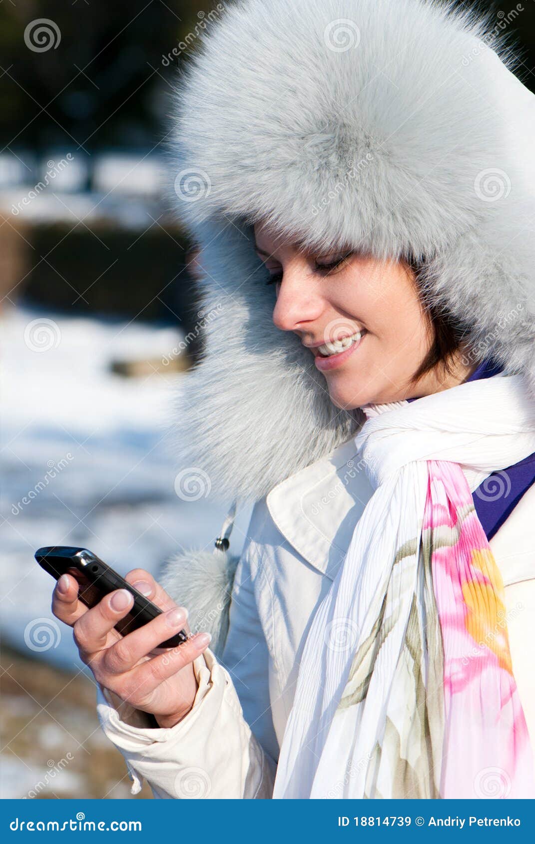 Women Typing a Text Message on Cellphone Stock Image - Image of mobile ...