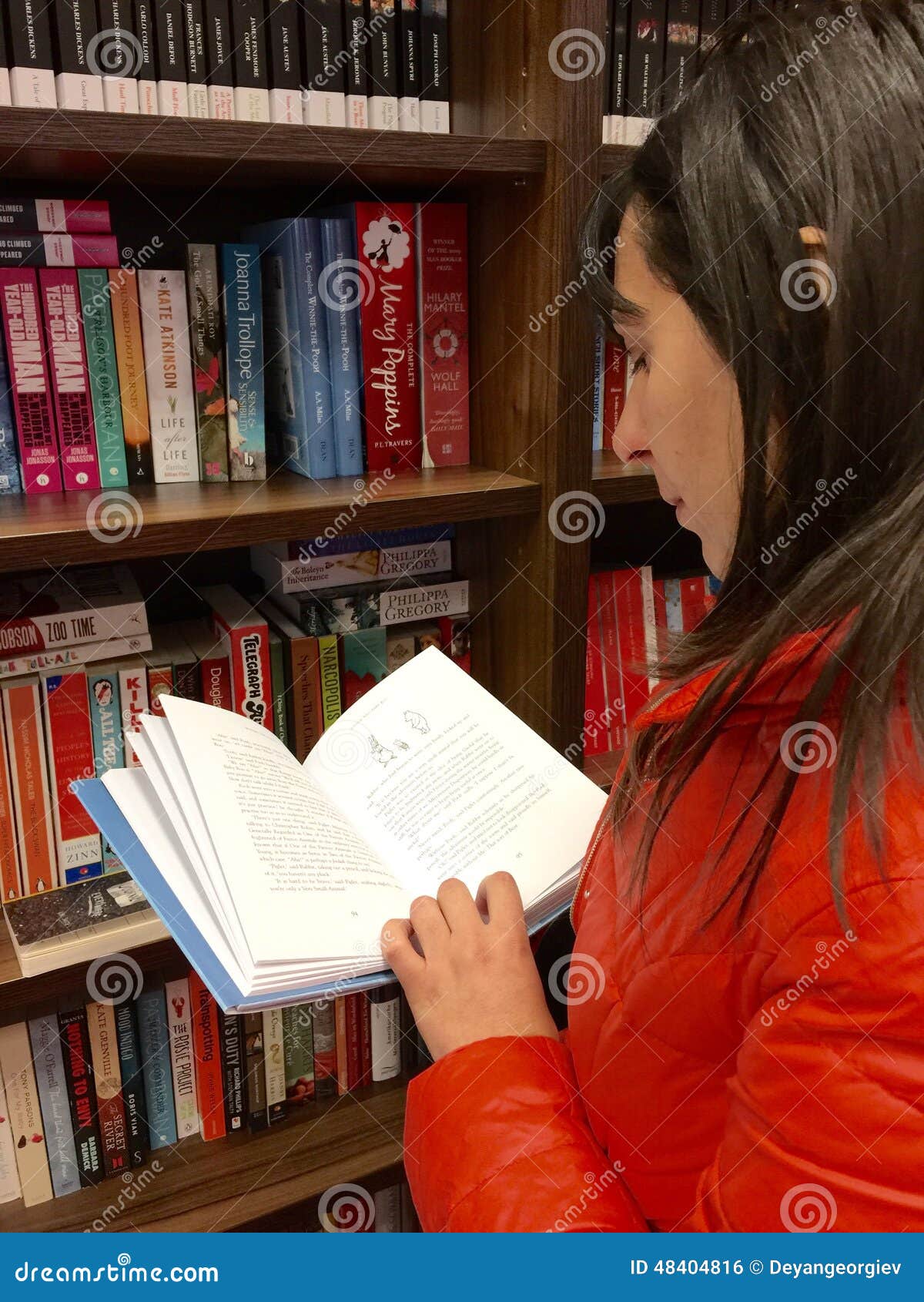 Women with Unfold Book in a Bookstore Editorial Photo - Image of shop ...