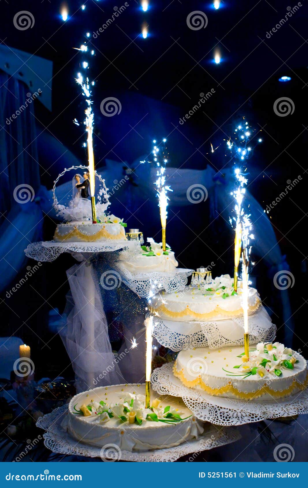 Wonderful wedding cake stock image. Image of nuptials - 5251561