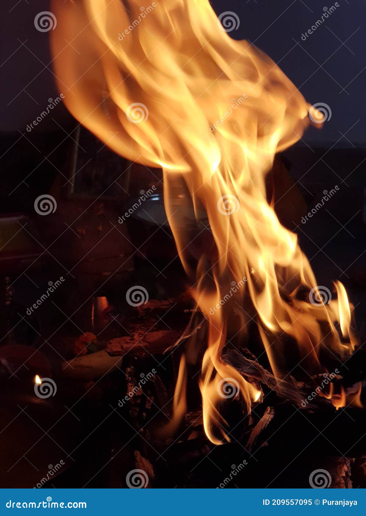 Wood Burning & X28;close Fire Photo& X29; Stock Image - Image of candle ...