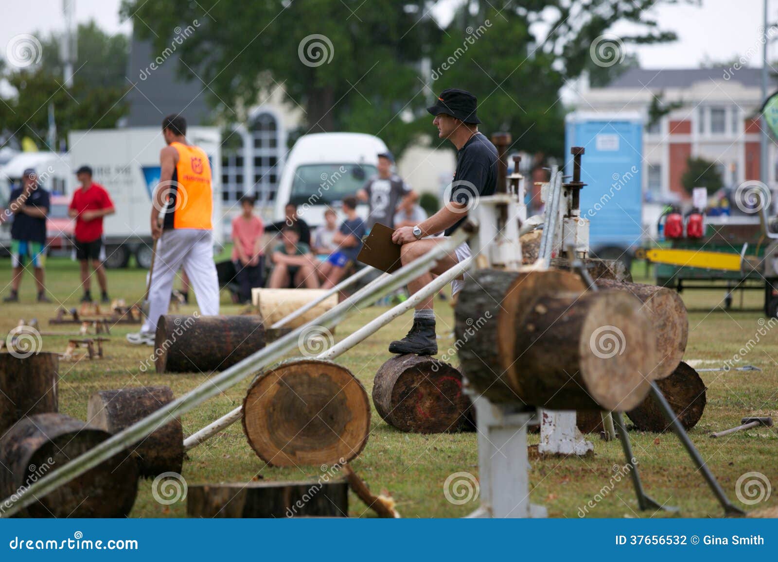 Wood chopper. editorial photography. Image of games, cultural - 37656532