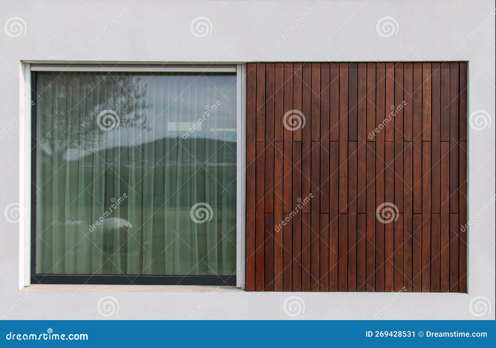 Wood Facade Cladding in Teak and Large Glass Window, Modern ...
