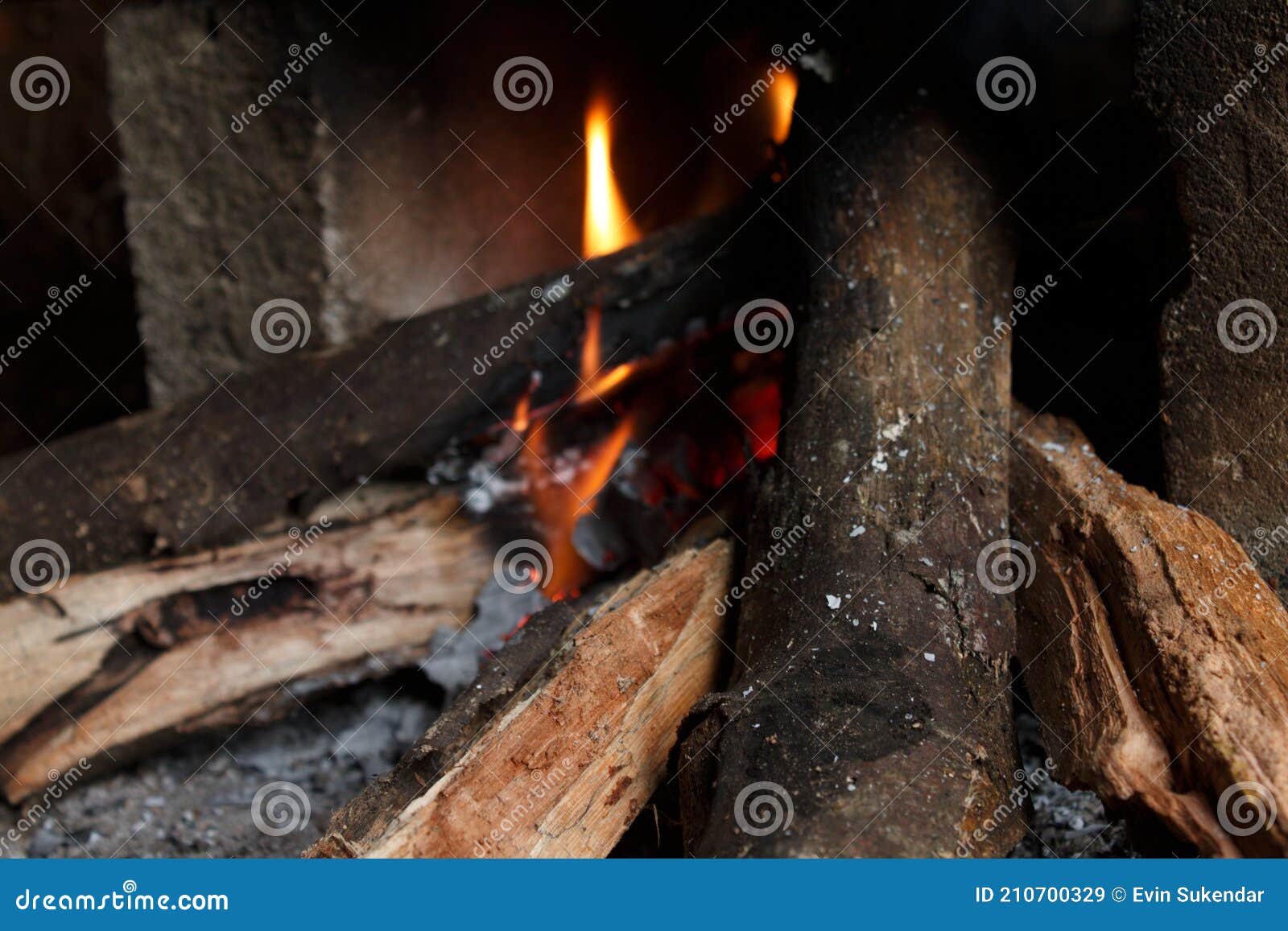 Wood in the kiln fire stock image. Image of kiln, burns - 210700329