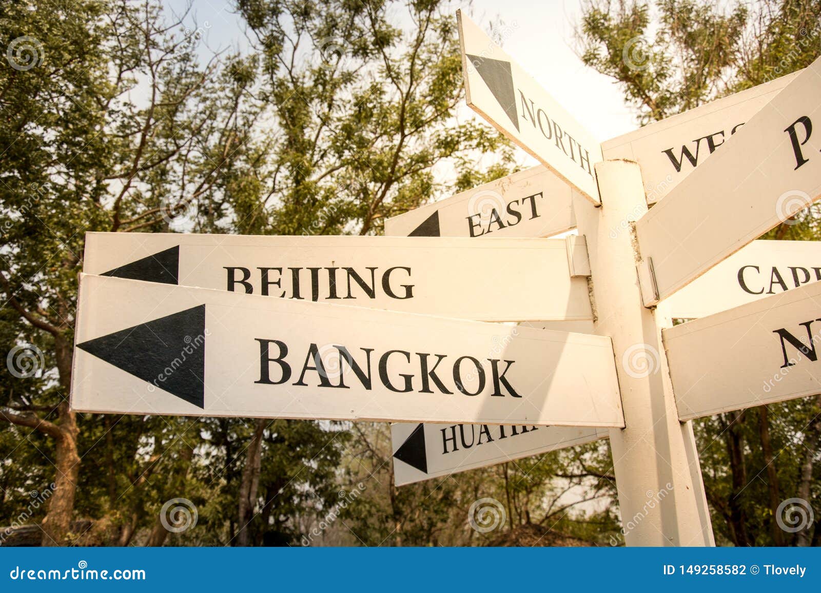 Wood Label Guide City Signboard Stock Photo - Image of edinburgh ...